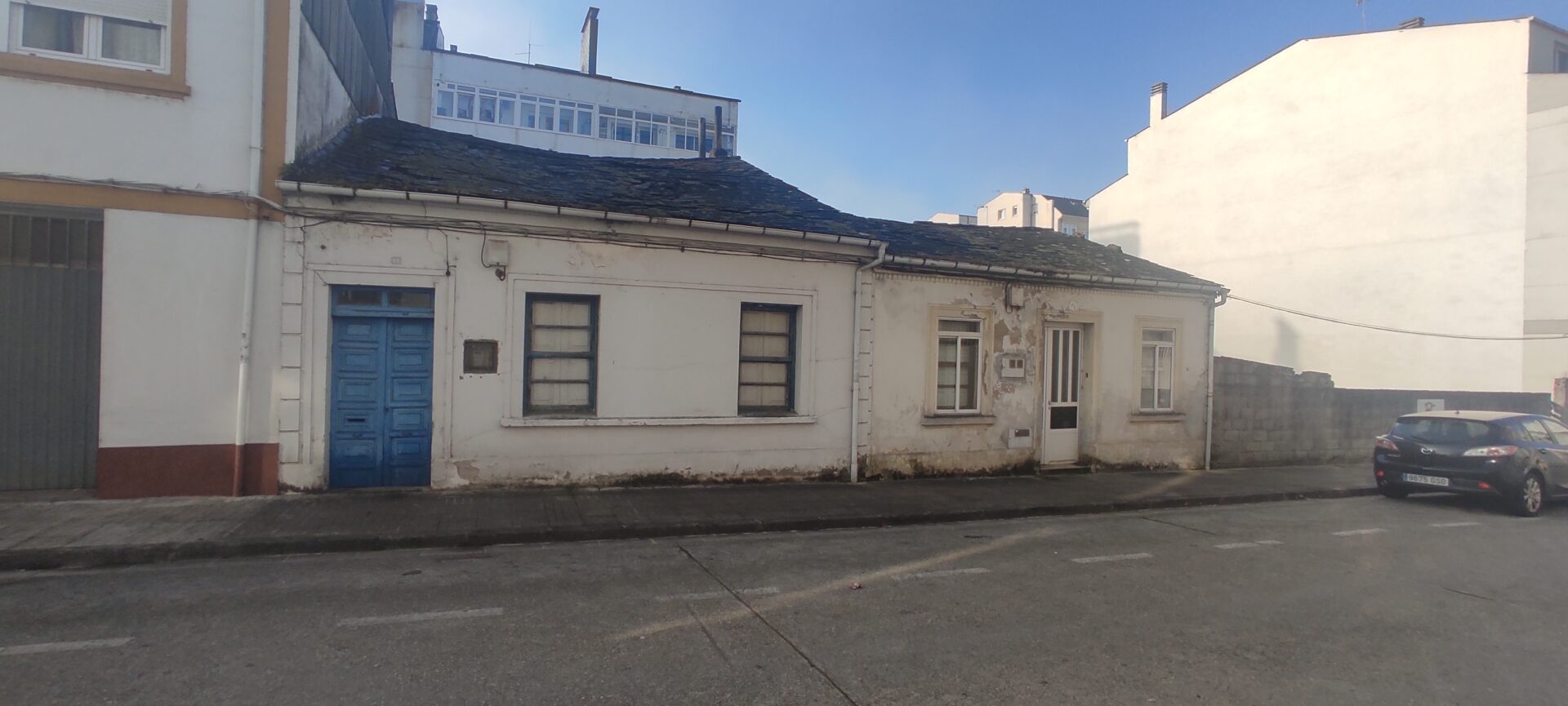 En Venta Casa Con Terreno zona Residencia Inmobiliaria Lucus